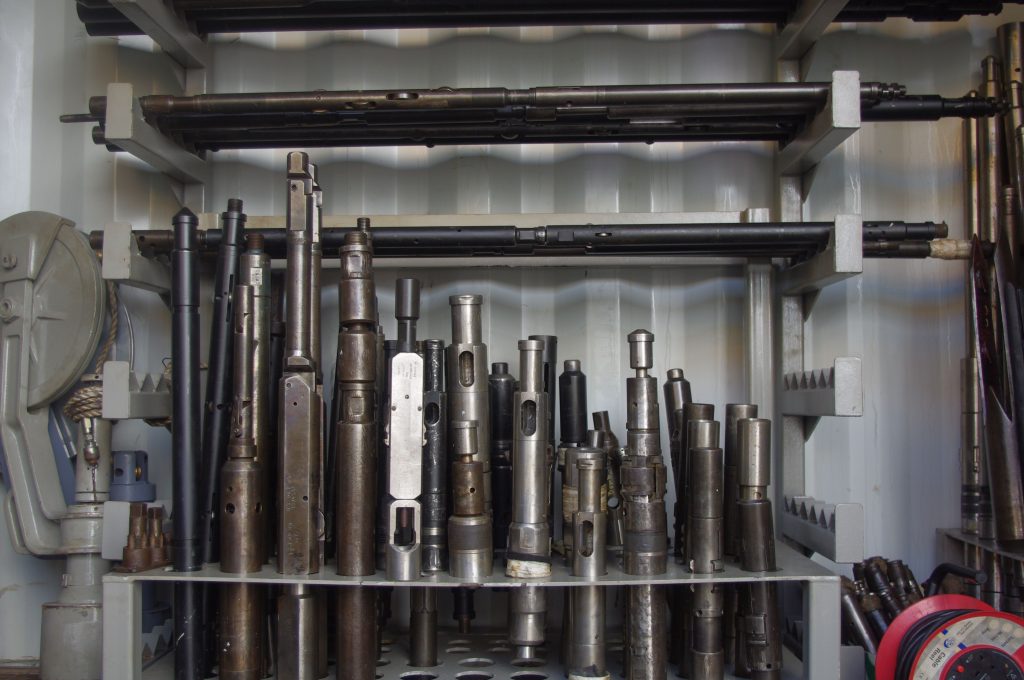 TOOL CONTAINER 2 – Black Diamond